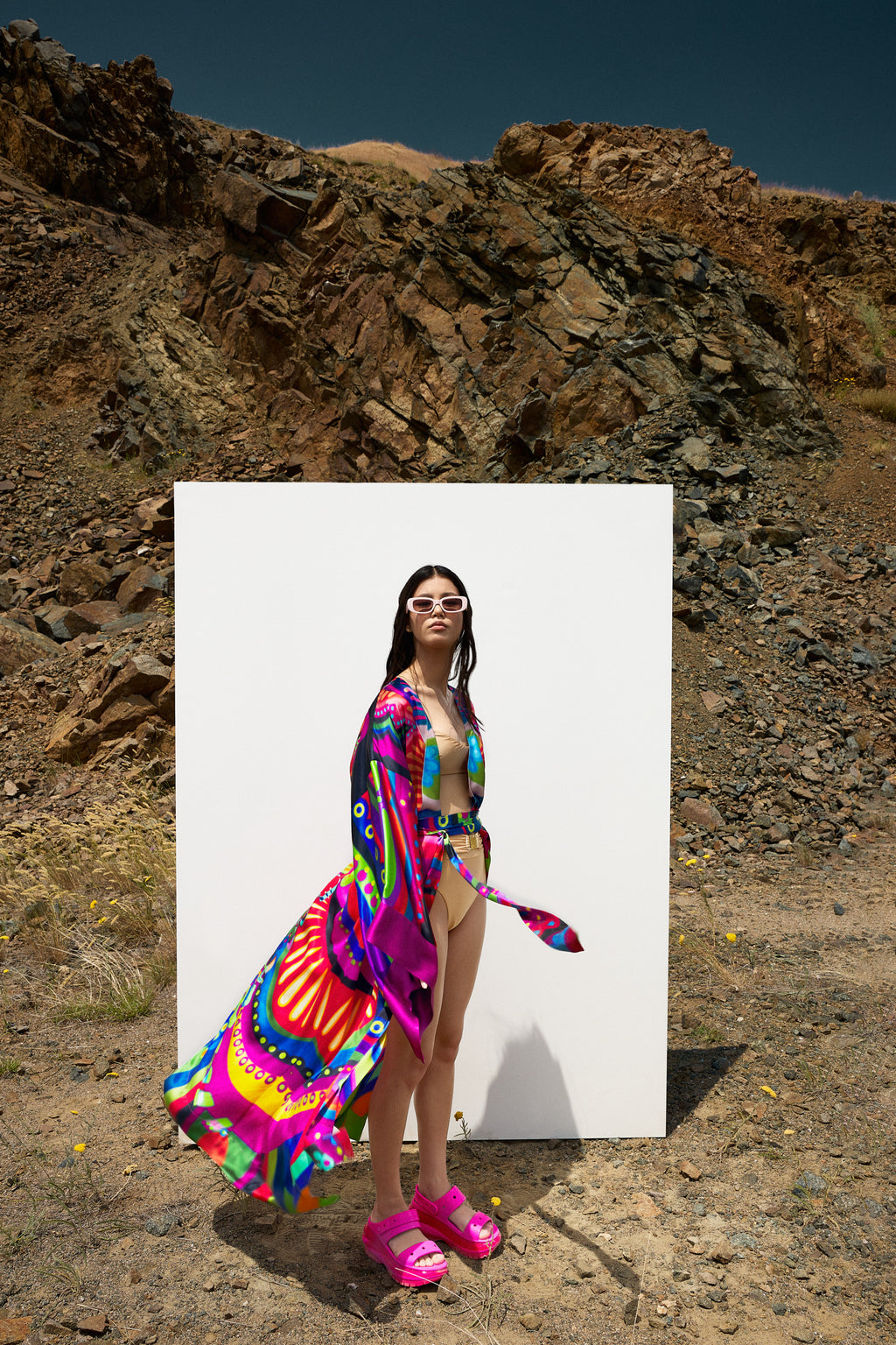 MARIPOSA Kimono: A Trail of Happiness in a Magical Garden | Ke Mono
